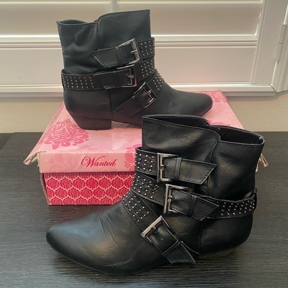 Wanted | Shoes | Wanted Branded Pinn Black Studded Moto Biker Booties ...